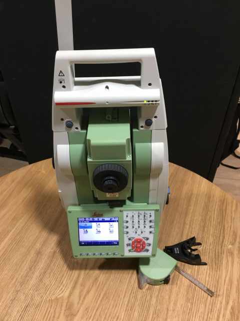 Leica TS15 I 3” R1000 Imaging totalstation w 2 displays & RH16 radio h ...
