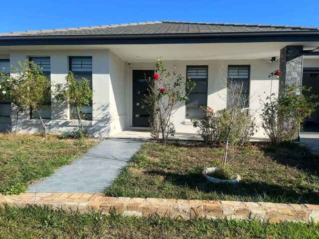 Gorgeous furnished 4 bedroom Home in Googong. Private rental | Property ...