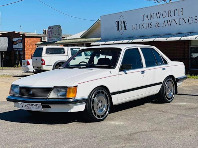 1982 VH Holden Commodore SL/X 3 SP AUTOMATIC 4D SEDAN | Cars, Vans ...