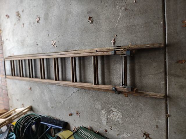 large wooden ladder to 4.75m - Ladders & Scaffolding in Mont Albert VIC ...