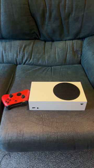 Xbox one series S with controller and cables for $280 - Xbox in East ...