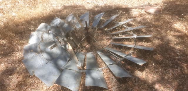Windmill tails..also some fans for garden art man shed ect - Other Home ...