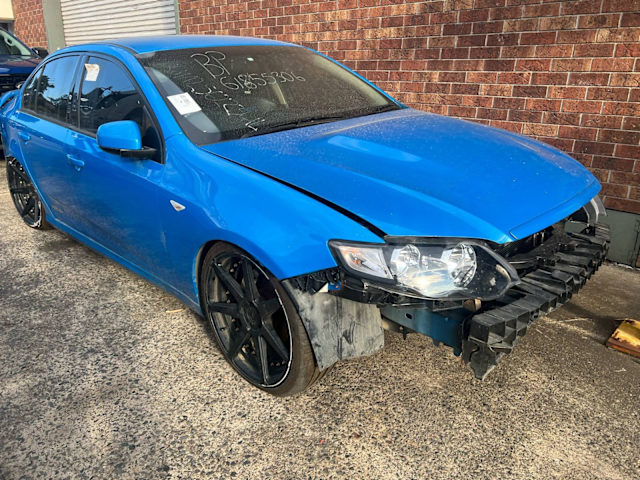 wrecking ford falcon fg lux pack mk1 2011 6 speed auto | Wrecking ...