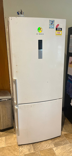 Free Bosch Fridge Freezer - Fridges & Freezers in Coburg VIC | Gumtree ...