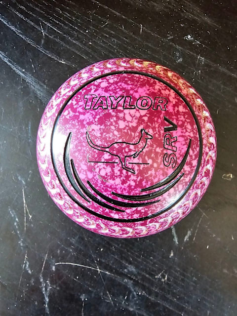 Thomas Taylor SRV Lawn Bowls 00H WB22 Raspberry Ripple Crescent Grip ...