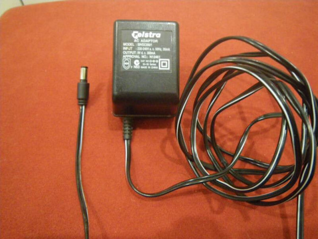 TELSTRA AC POWER ADAPTER 9.0VOLT 300MA TELSTRA S9VDC300/1 MALVERN ...