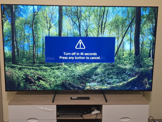 75 inch smart TV and unit - TVs in Manoora QLD | Gumtree Australia