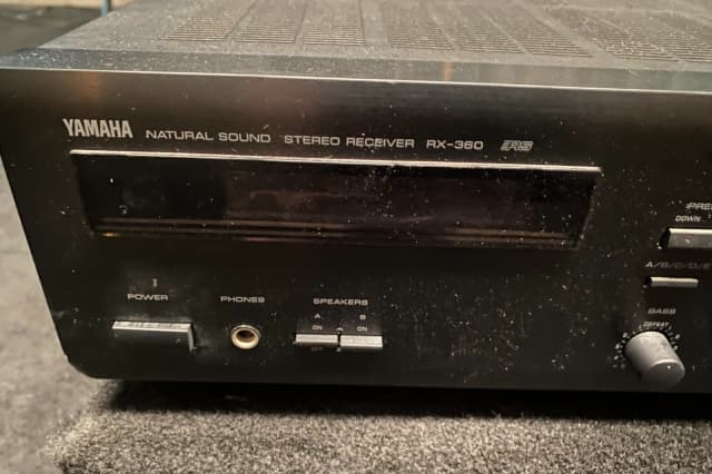 Yamaha RX-360 Natural Sound Stereo AM/FM Receiver -display not working ...