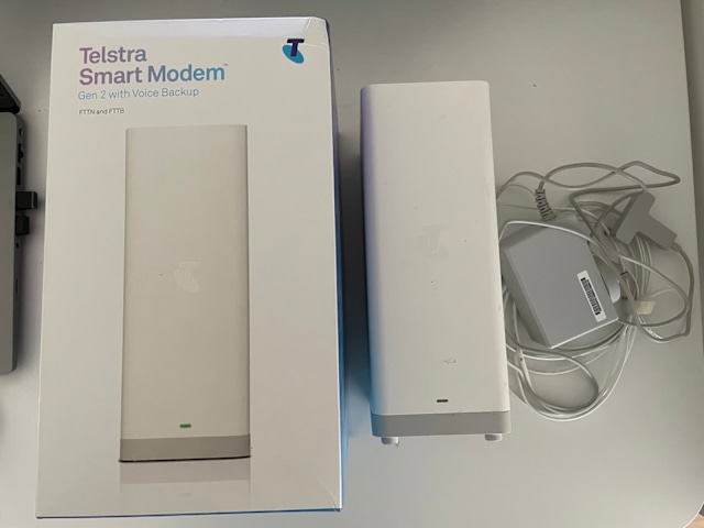 Telstra smart modem gen 2 nbn broadband 4G backup | Other Electronics ...