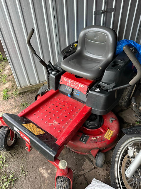 Zero turn Toro 42 inch cutting deck - Lawn Mowers in Algester QLD ...