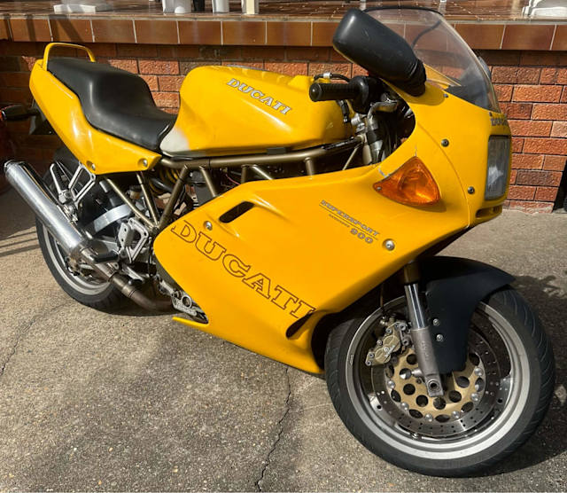 Ducati 900ss 1997 Full Fairing + Parts | Motorcycles | Gumtree ...