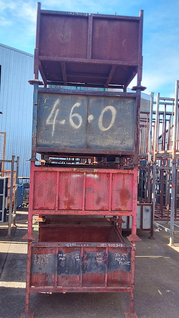 Heavy Duty Stillage Cage/Box (Assorted colours) - Tool Storage ...