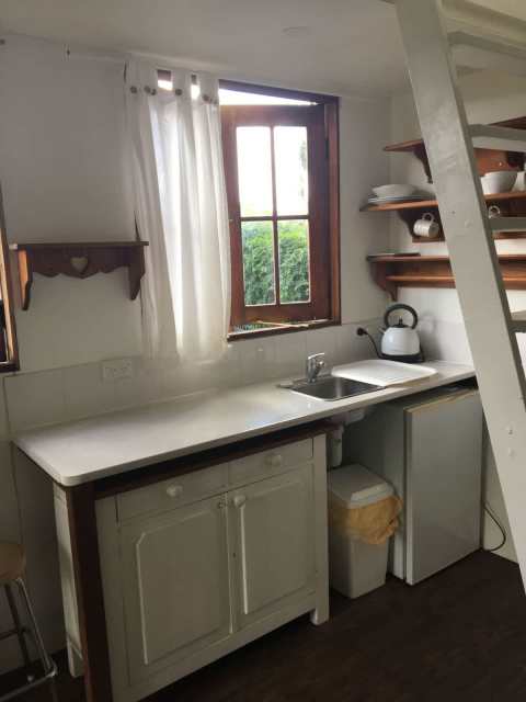 Cottage in buderim. Furnished and Set in quiet over grown garden ...