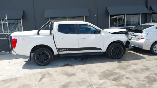 Nissan Navara Np300 2.3 Twin Turbo Diesel Ys23ddtt, Engine | Engine ...