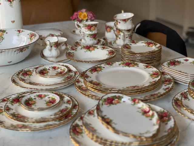 Royal Albert Vintage Old Country Roses Collection - Dinnerware in ...