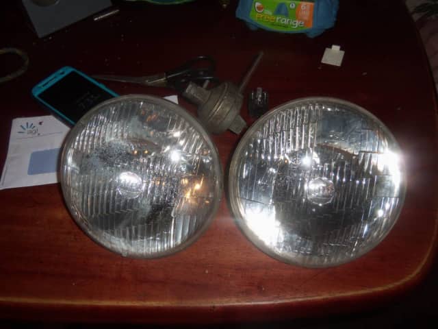 FORD HOLDEN LUCAS 7 INCH HEADLIGHTS XR XT XW XY XA HD HR HT HG HK ECT ...