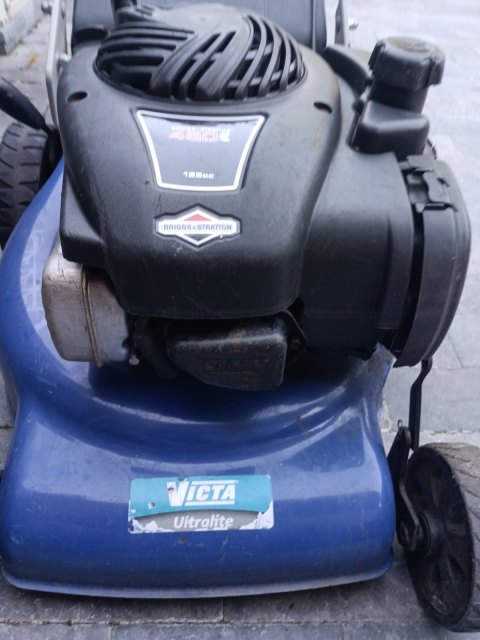 Victa Ultralite Lawn Mower 450e 125cc - Lawn Mowers in Parramatta NSW ...