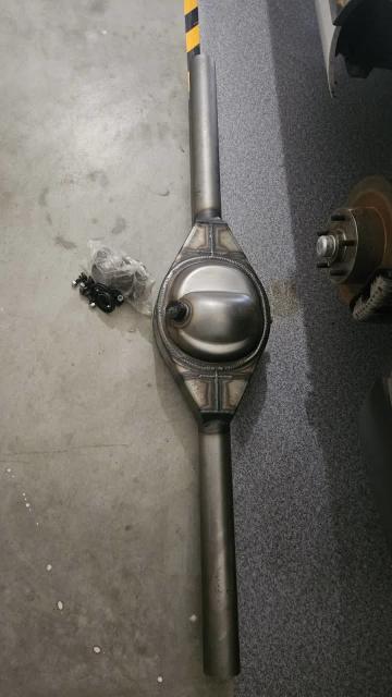 9 inch diff housing and big bearing caps | Engine, Engine Parts ...