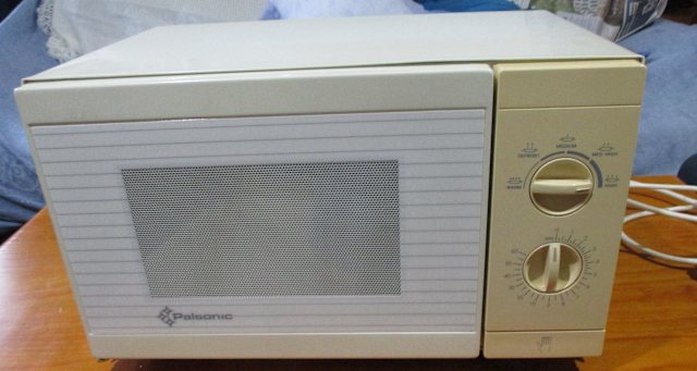 Microwave Oven 650W Palsonic PMO-600 - Microwaves in Elliott TAS ...