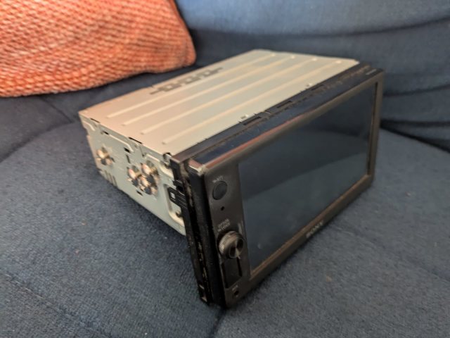 Sony xav-ax1000 apple car play head unit | Audio, GPS & Car Alarms ...