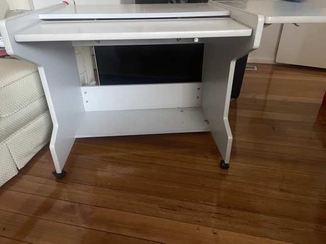 desk suitable for computer, printer - Desks in Donvale VIC | Gumtree ...