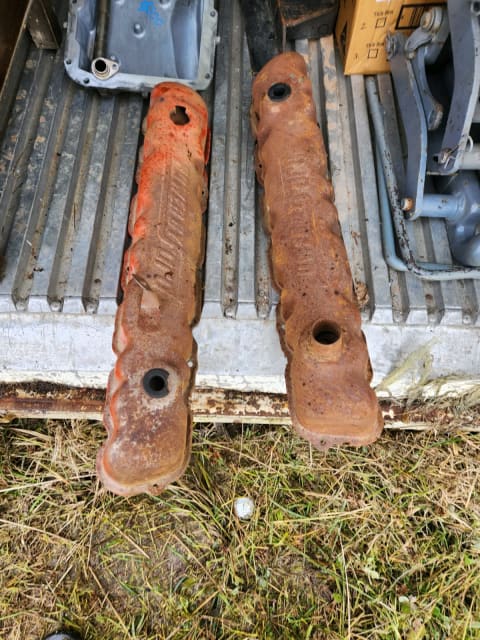 Ford rocker cover, 200 221 250 6 cylinder and 289 302 351 v8 cylinder ...