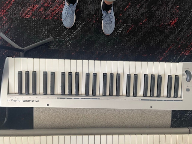 16 x M audio Mini music keyboards (keyrig 49) - Keyboards & Pianos in ...