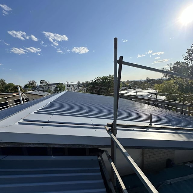 DRIVER / ROOFING LABOURER NEEDED – STARTING NEXT WEEK(CAIRNS) | Courier ...