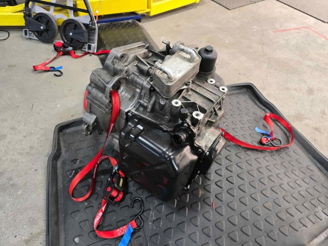 Volkswagen Golf R dsg dq250 gearbox | Engine, Engine Parts ...