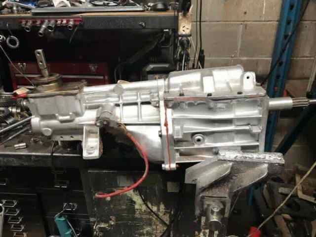 COMMODORE VR SS V8 2.95 T5 5 SPEED G BOX FULLY RECONDITIONED $4500 neg ...