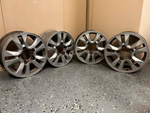 17 inch Landcruiser 200 Series Alloy rims - *****2014 | Wheels, Tyres ...