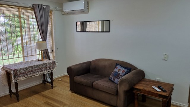 Large self contained one-bedroom flat for rent - for Rent | Gumtree ...