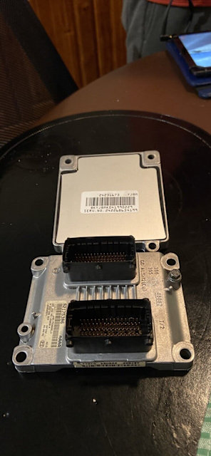 Genuine Holden Commodore VZ V6 ECU - Plus Transmission Control Module ...