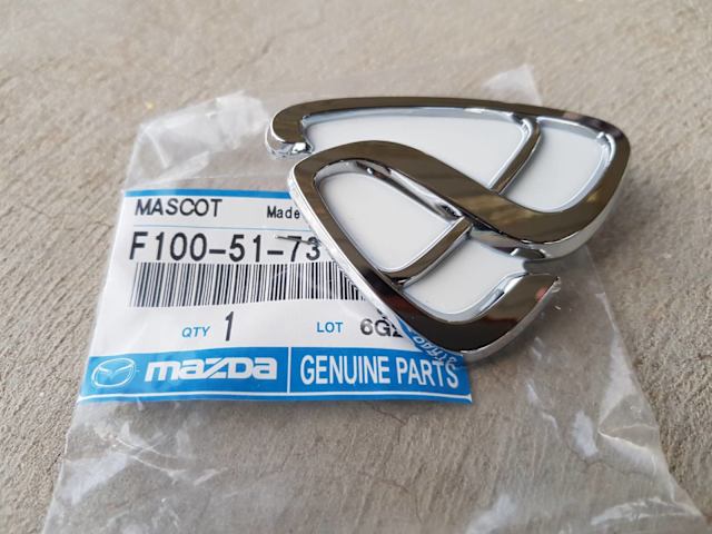 Mazda FD3S RX7 efini front badge white NEW | Auto Body parts | Gumtree ...
