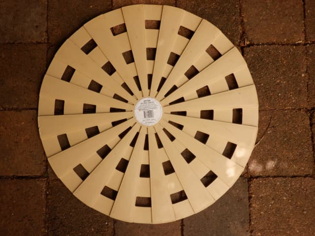 Plumbing - Baytak - Large Round Hot Water Support - 630 mm diameter ...