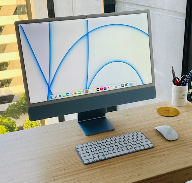 Apple iMac, 24 screen, M1 chip, 512GB storage - Blue - Desktops in ...