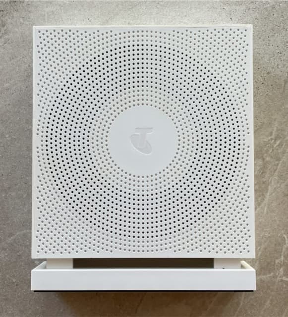 TELSTRA Gateway NBN Modem Router F@ST 5355 | Modems & Routers | Gumtree ...