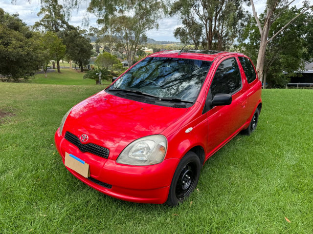 2000 TOYOTA ECHO 5 SP MANUAL 3D HATCHBACK | Cars, Vans & Utes | Gumtree ...