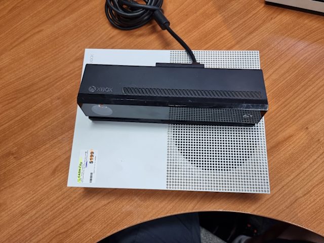 Xbox one side no controller with xbox connect 1-435383 - Xbox in ...