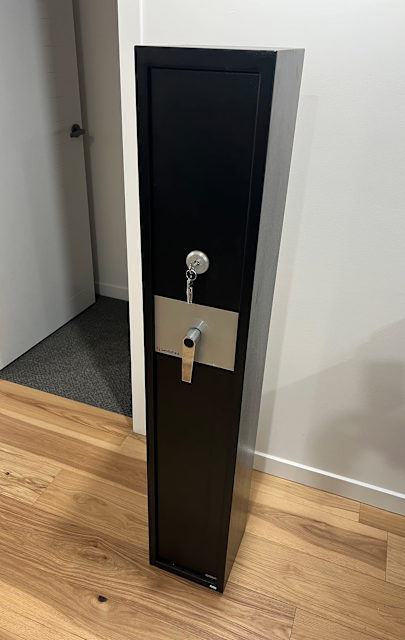 Sandleford 3 Gun Safe as new unused - Other Sports & Fitness in ...