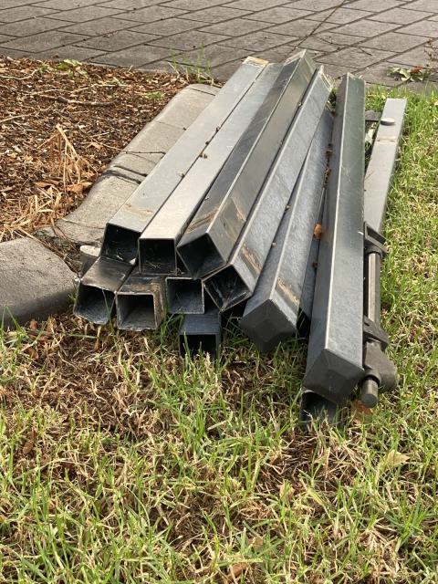 Free metal fence panels and posts Scrap Metal - Building Materials in ...