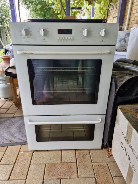 LG One and Half Wall Oven - Ovens in Weston ACT | Gumtree Australia
