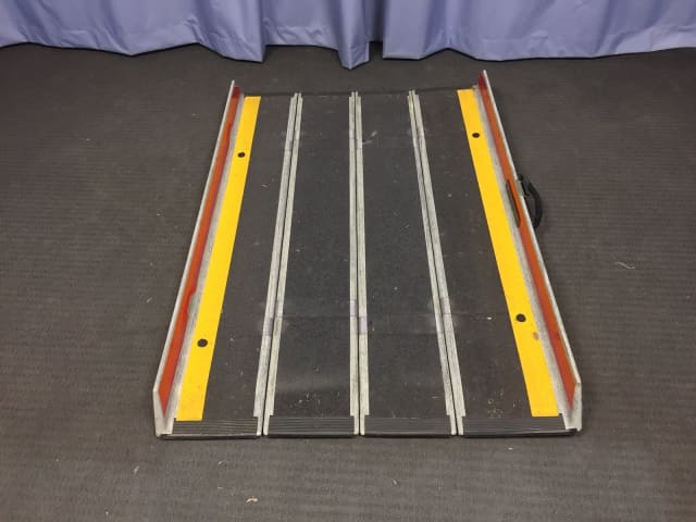 Invacare DE120-W01L07N34-M000 Edge Barrier Portable Access Ramp ...