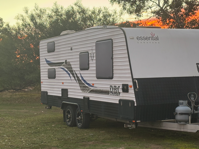 Fully loaded Family Van Ready for your adventure around Australia ...