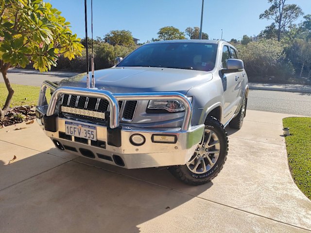 2017 Jeep Grand Cherokee OVERLAND (4x4) 8 SP AUTOMATIC 4D WAGON | Cars ...