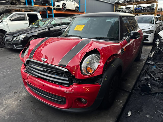 (29422) Wrecking Damaged R56 LCI Mini BMW Hardtop Ray Parts | Wrecking ...