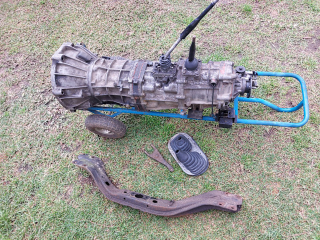 Toyota hilux surf 4runner r150 g5 speed manual gearbox | Other Parts ...