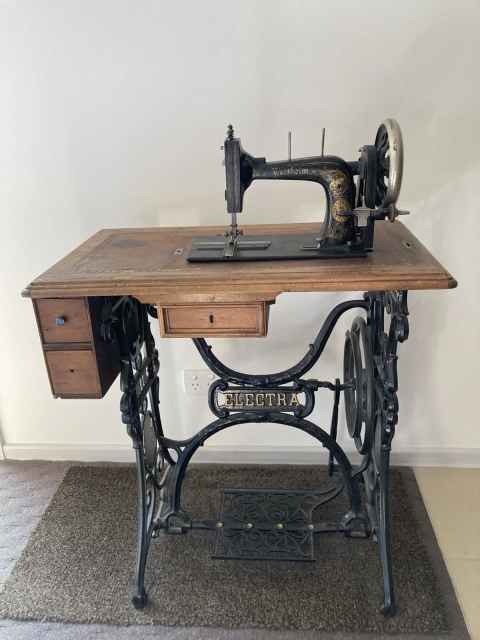 Wertheim sewing machine and Electra sewing machine stand - Other ...