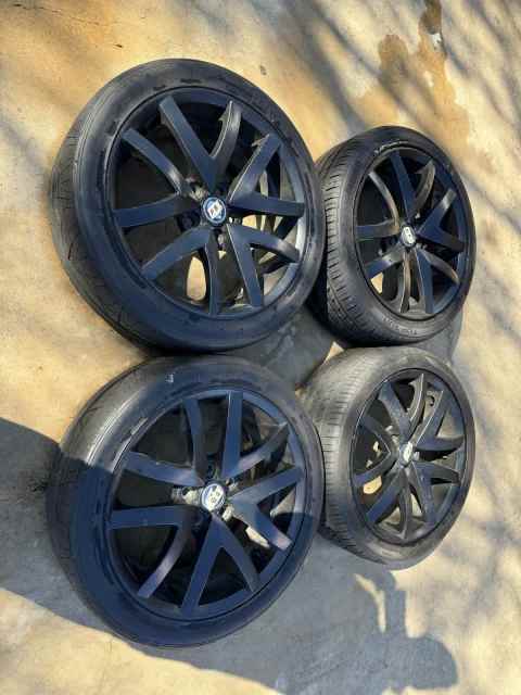 VE HSV R8 Holden 19 x 8 x 4 Wheels with Tyres | Wheels, Tyres & Rims ...