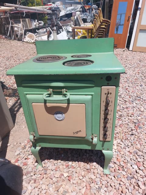 Electric stove/oven, Antique Simpsons | Ovens | Gumtree Australia ...